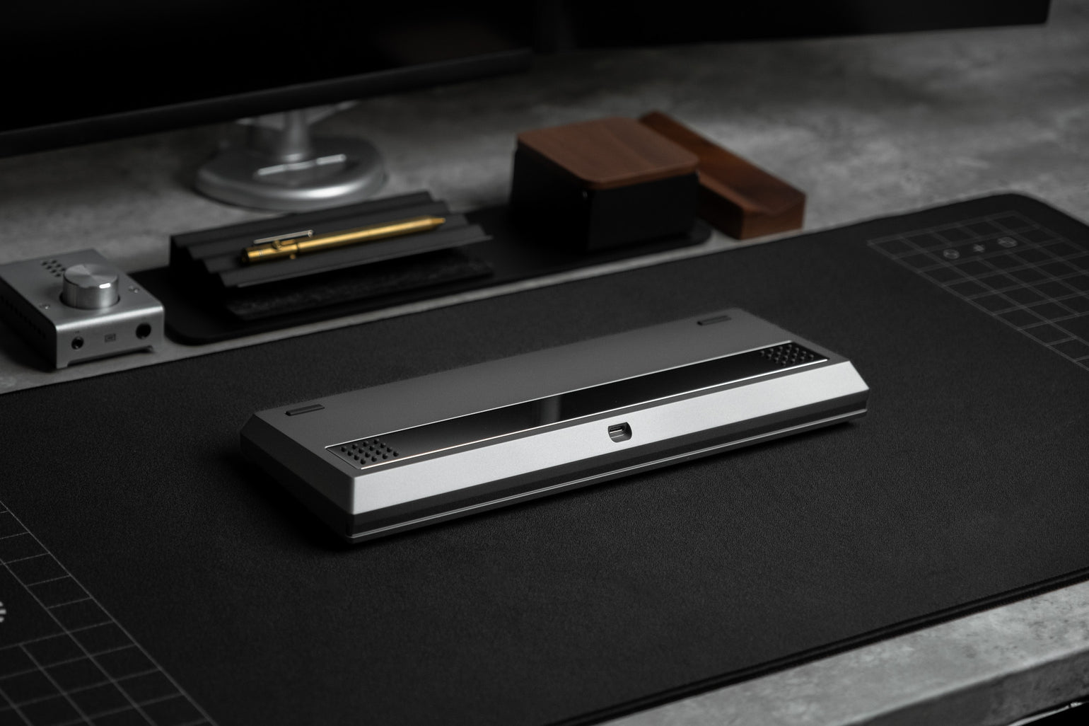 Justin Tse Edition Envoy | 65% Mechanical Keyboard – Mode Designs